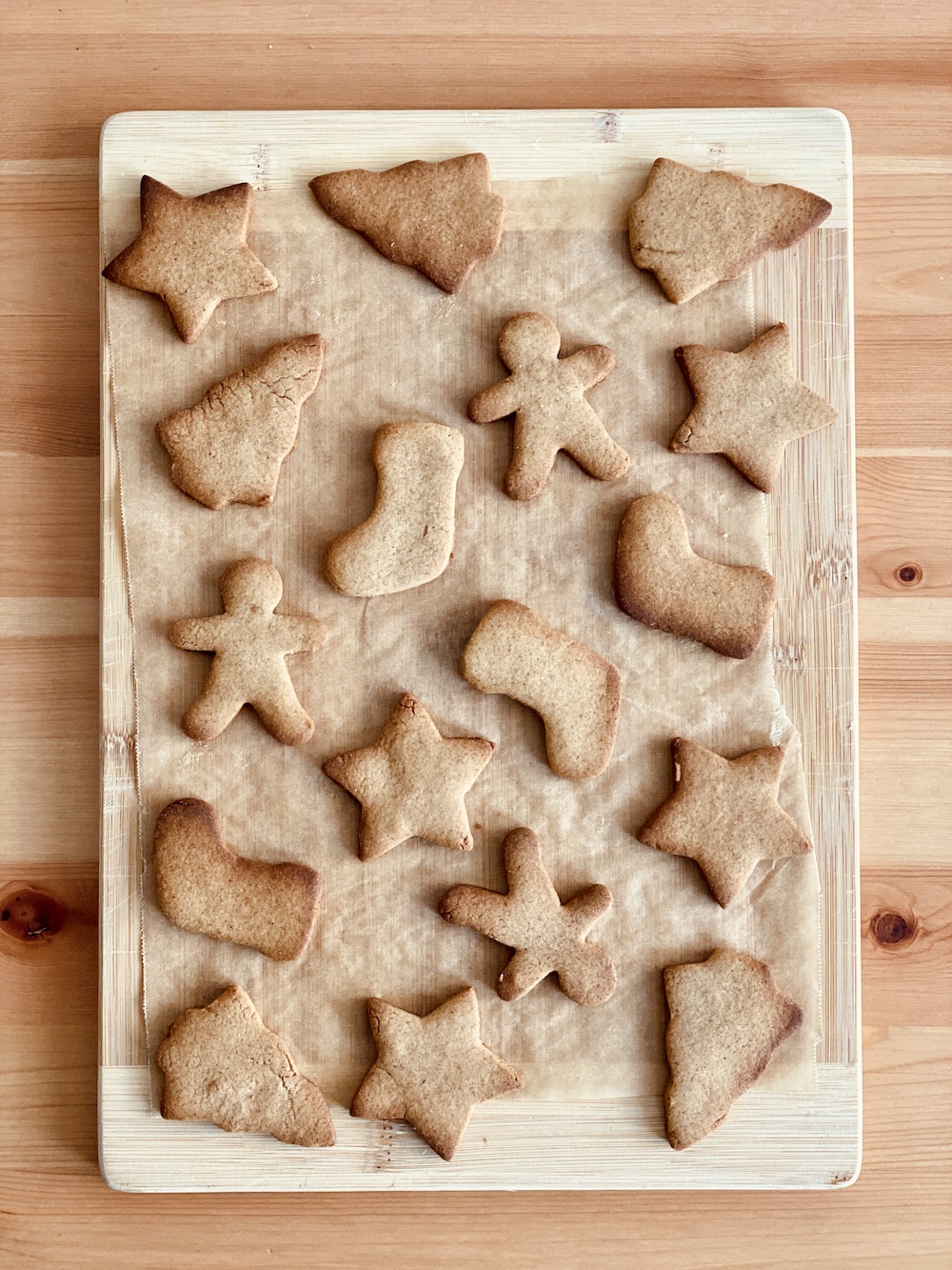 Spiced Christmas biscuits 🎄 - Marie is cooking - Easy and delicious!